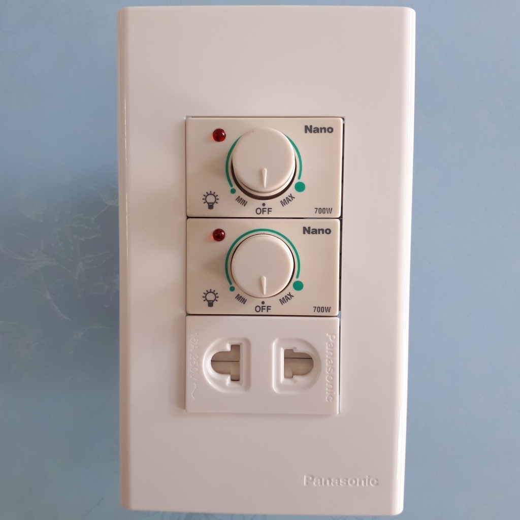 Combo Mặt nạ 3 lỗ WEV68030SW gồm 2 công tắc điều chỉnh độ sáng đèn 700W ...