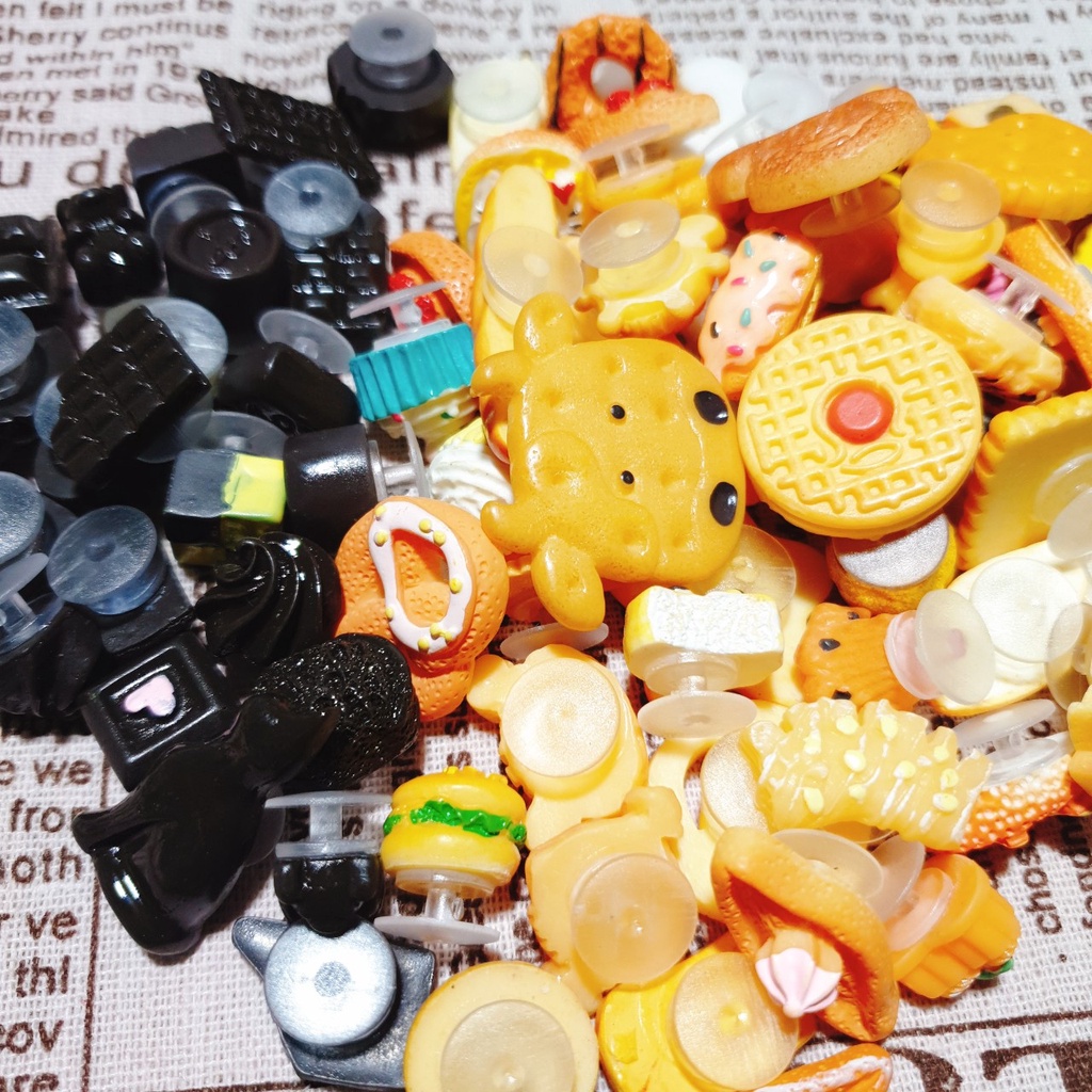 [Bánh và Sô cô la] Sticker trang trí dép cross / nút gắn hkdesign mẫu ...