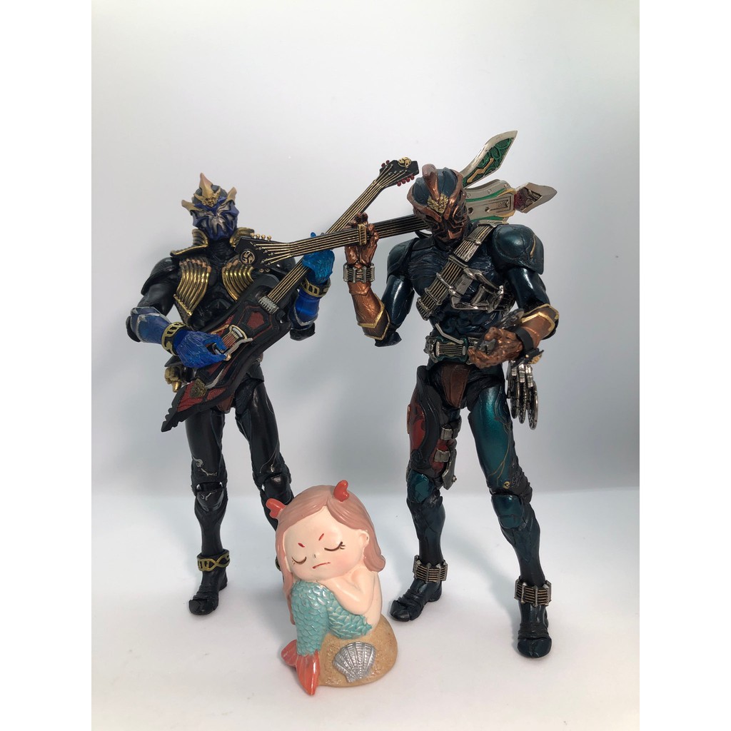 [SIDAFIG] Mô hình Kamen Rider chính hãng: S.I.C vol 34 Ibuki và Todoroki | Shopee Việt Nam