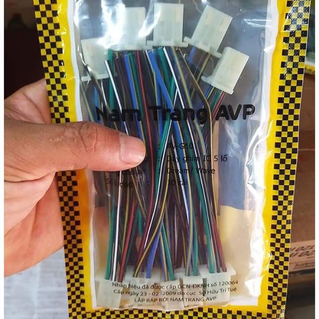 Jack rắc cắm IC SẠC RƠLE ĐỀ xe Honda-DREAM - WAVE giá 1 rắc | Shopee ...