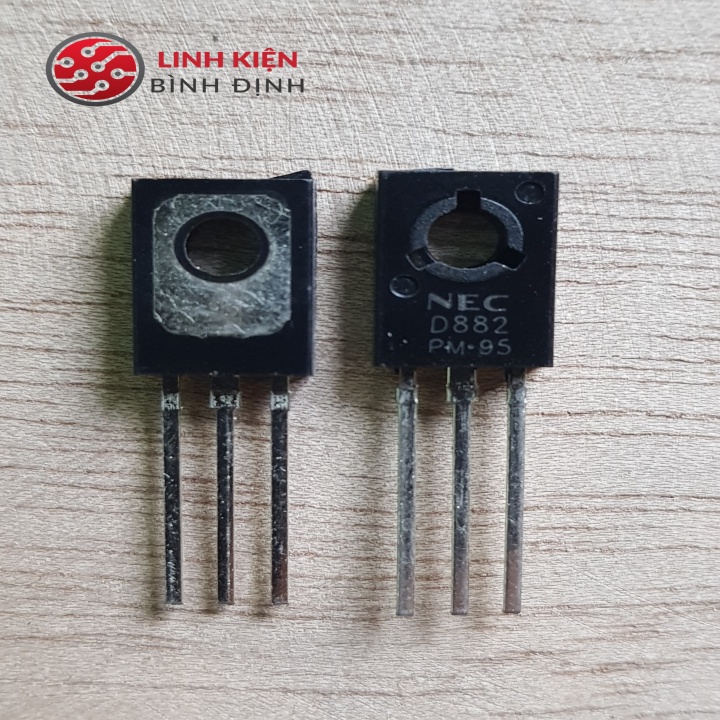 Transistor D882 TO-126 30V 3A NPN | Shopee Việt Nam