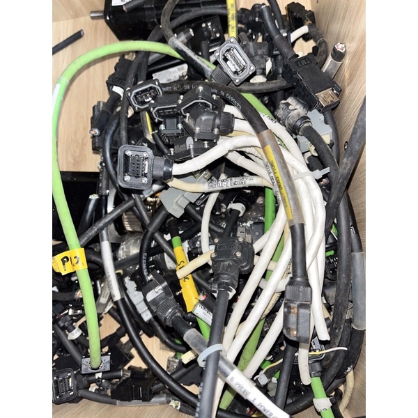 jack servo motor từ 100-750w J3,J4 của Mitsubishi gồm động lực và ...