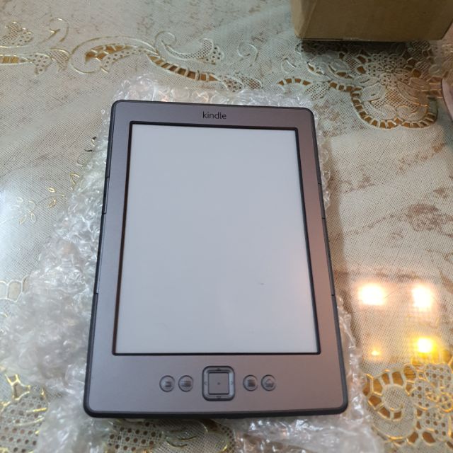 Máy đọc sách Kindle basic gen 4th | Shopee Việt Nam
