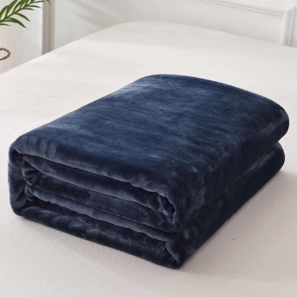 Chăn lông thỏ BLANKET loại dày có túi zip đựng, kích thước 2mx2m3 (2 ...