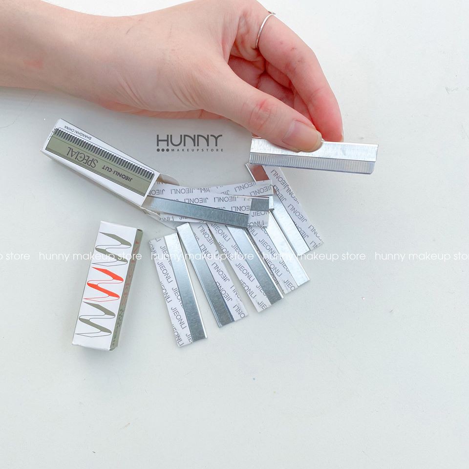 Lưỡi dao lam cạo lông mày (1 hộp 10 chiếc) | Shopee Việt Nam