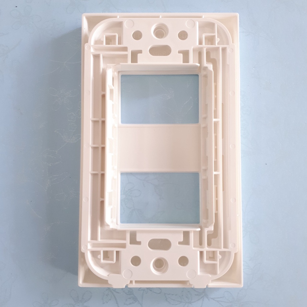 Mặt nạ 2 lỗ WEV68020SW dùng cho 2 thiết bị dòng WIDE Panasonic | Shopee ...