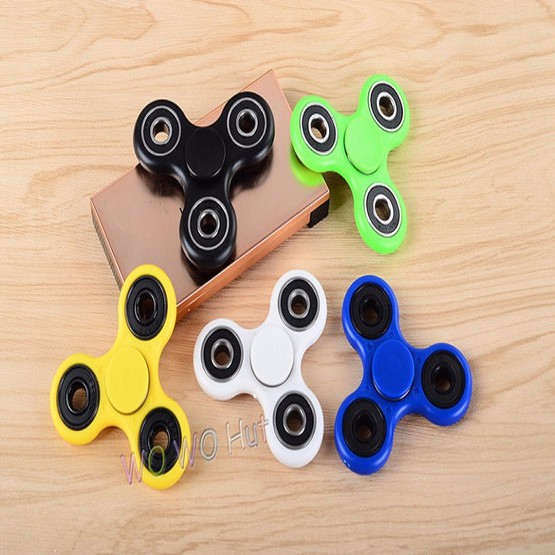 Con quay 3 cánh dạ quang | Shopee Việt Nam
