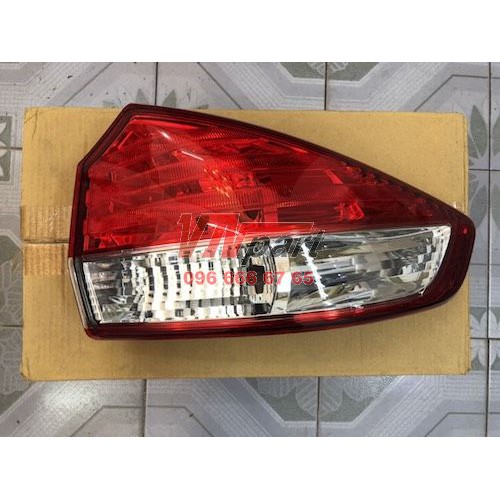 Đèn Hậu Ngoài Phải Suzuki Ciaz Chính Hãng 35650M79M00 | Shopee Việt Nam