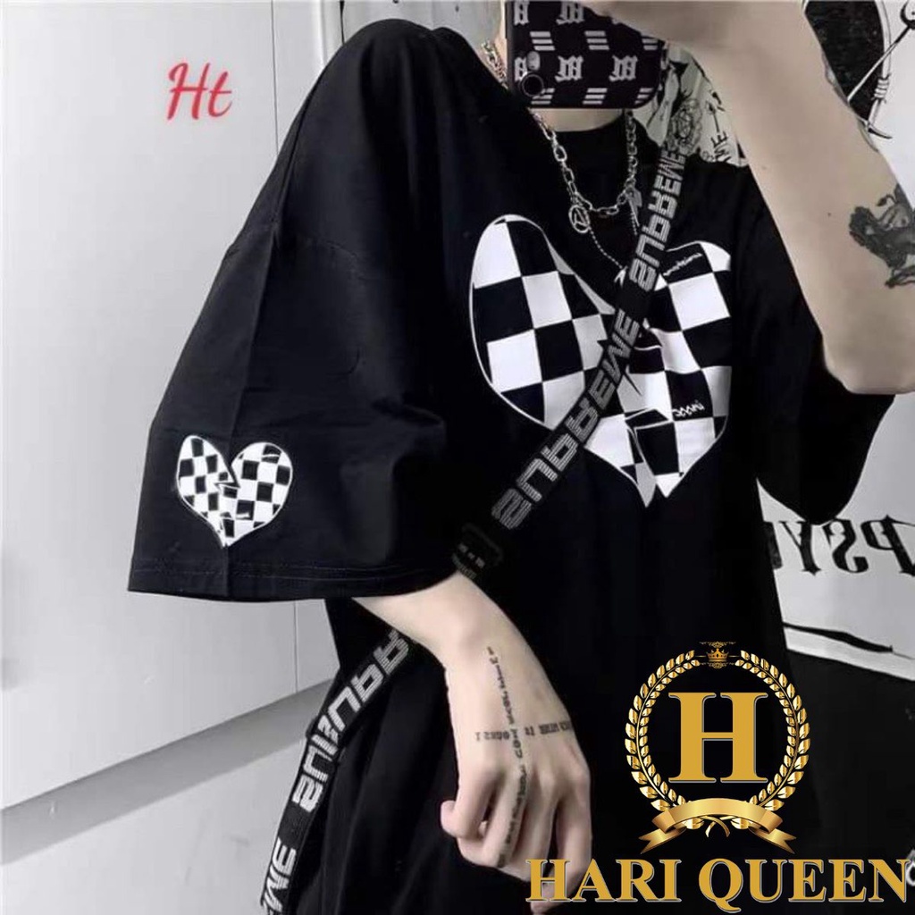 Áo thun tay lỡ trái tim caro in tay ngực HARIQUEEN | Shopee Việt Nam