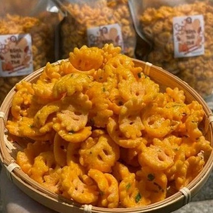 Bánh Snack cua hành vị hải sản 500g | Shopee Việt Nam