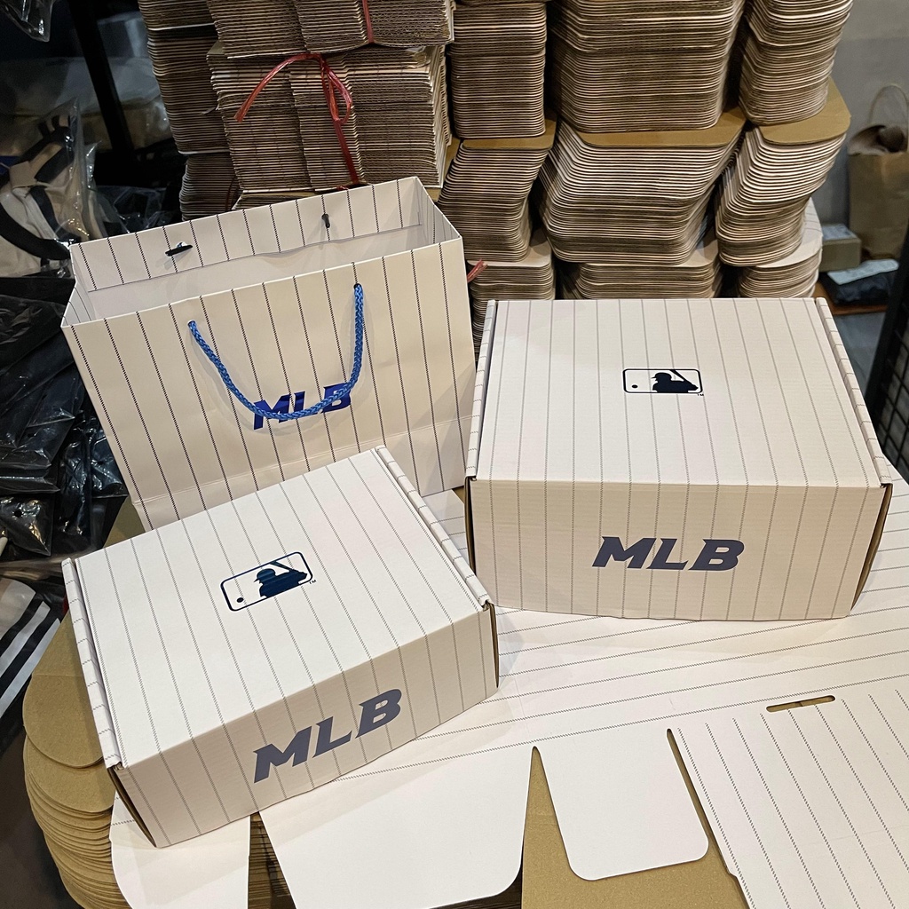[ QUA TẶNG MUA KÈM ] Hộp / BOX MLB Đựng làm quà | Có 2 Size | Shopee Việt Nam