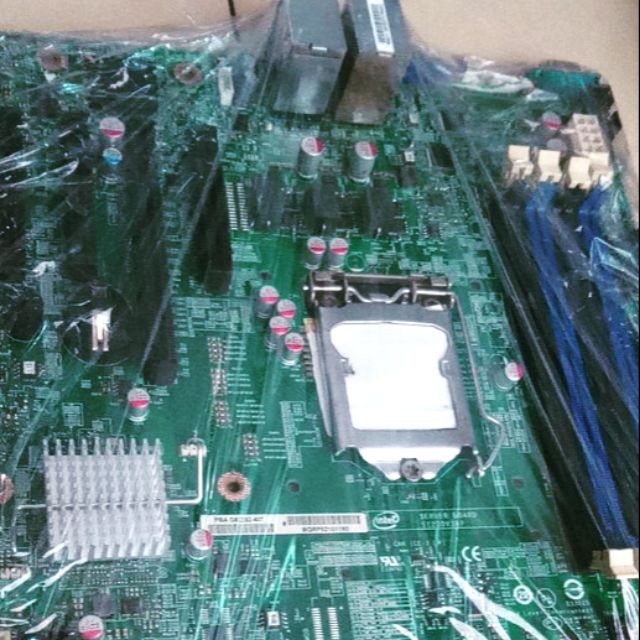 Main server s1200 v3 p sk 1150 | Shopee Việt Nam