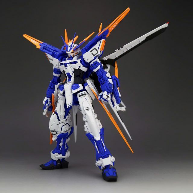 Mô Hình Lắp Ráp Gundam MG 1/100 Gundam Astray Blue Frame D 1có base đi ...