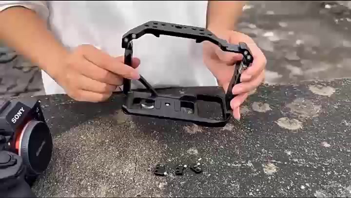 Khung bảo vệ rig cage máy ảnh Sony A7M4 A74 A7IV A7R5 A7R4 A7S3 A9 A9ii A1 A7M3 A73 A7III A7R3 ...