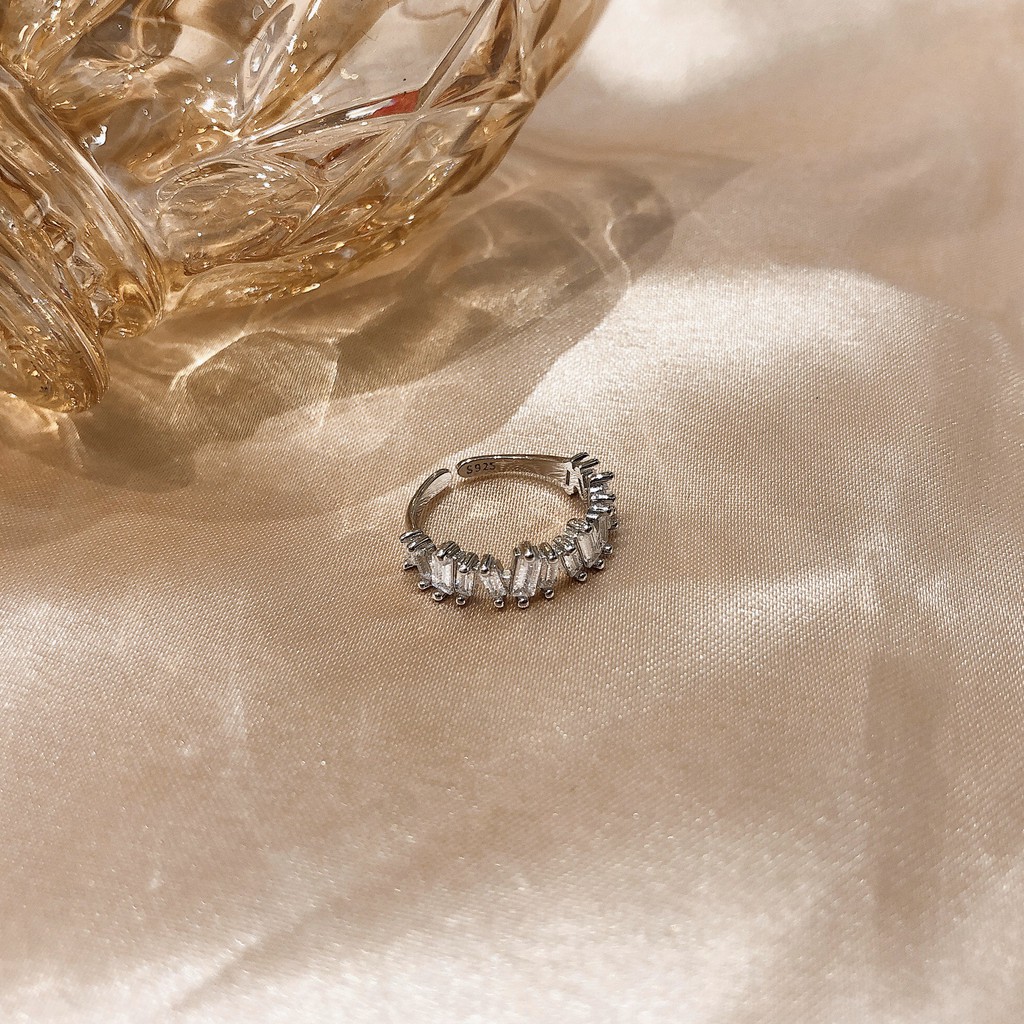 Nhẫn bạc SOFF CLUB S925 - Nhẫn đá trắng vương miện | Shopee Việt Nam