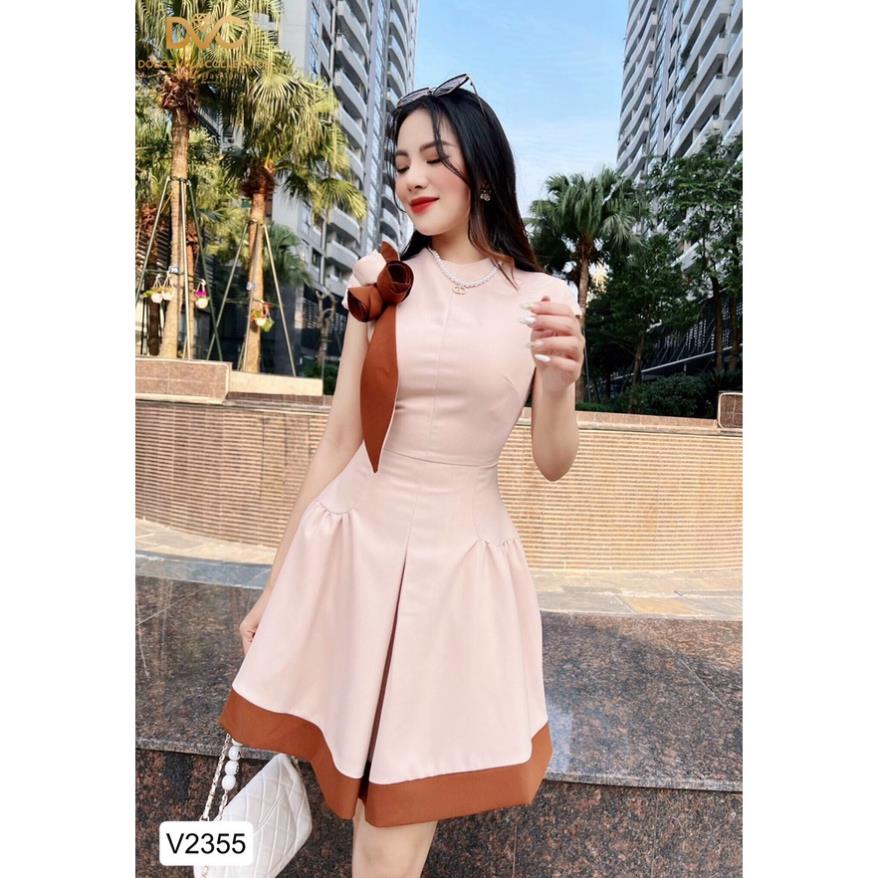 (Kèm video và ảnh trải sàn) Váy be xòe viền nâu V2355 - DOLCE VIVA ...
