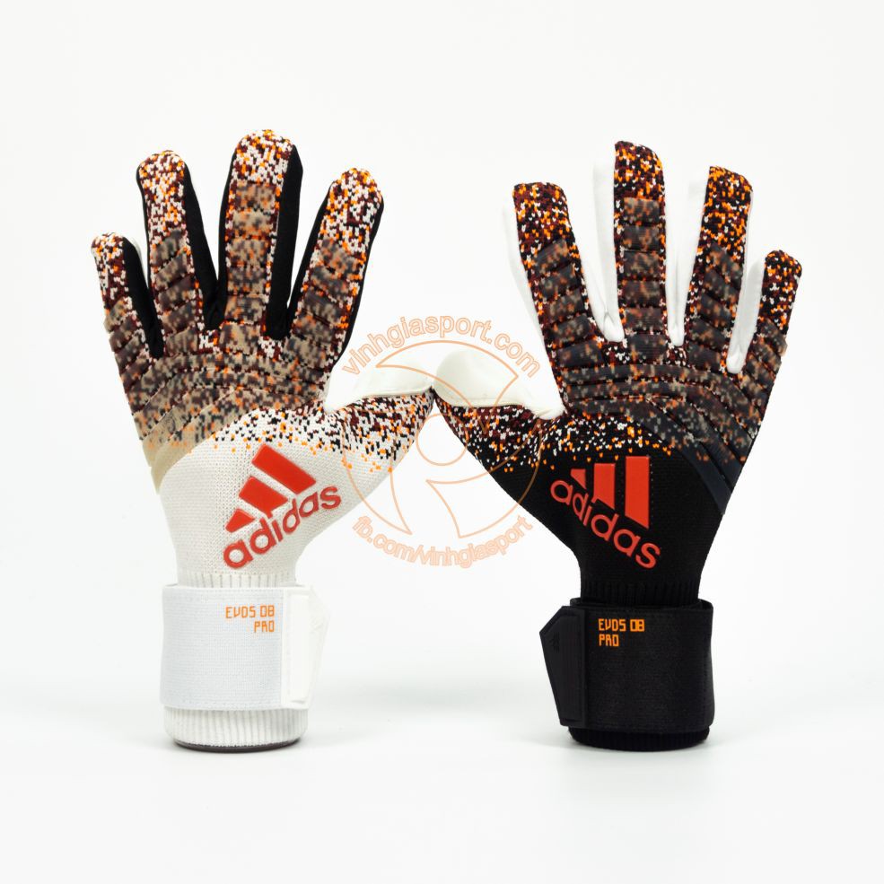 Găng tay thủ môn, Bao tay bắt bóng Predator Pro Van Der Sar 08 | Shopee ...