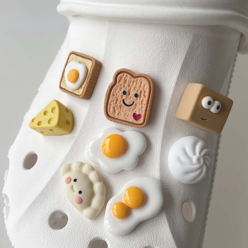 [Deco Deco] Giày Crocs Hình Bánh Mì Trứng Phô Mai / Bánh Mì Trứng ...