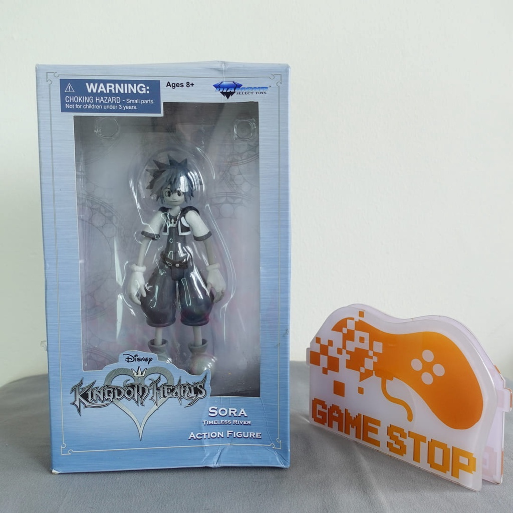 Mô hình Kingdom Hearts Diamond Select Sora Timeless River 6inch Action ...