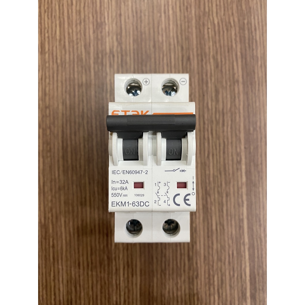 Aptomat CB DC 550VDC 2P chuyên dùng Solar ETEK 16A 25A 32A 63A 550VDC ...