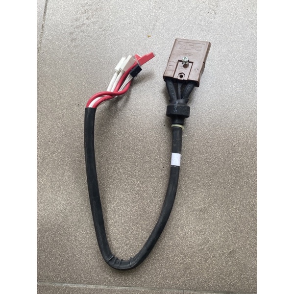Socket SBS 75X dùng cho UPS APC | Shopee Việt Nam