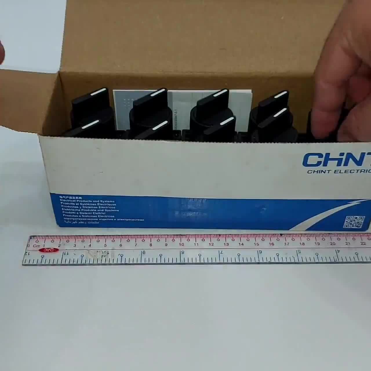 Công tắc xoay chuyển mạch 2 vị trí, 3 vị trí, đủ loại Cần ngắn - Cần dài NP2 phi 22, Hãng Chint ...