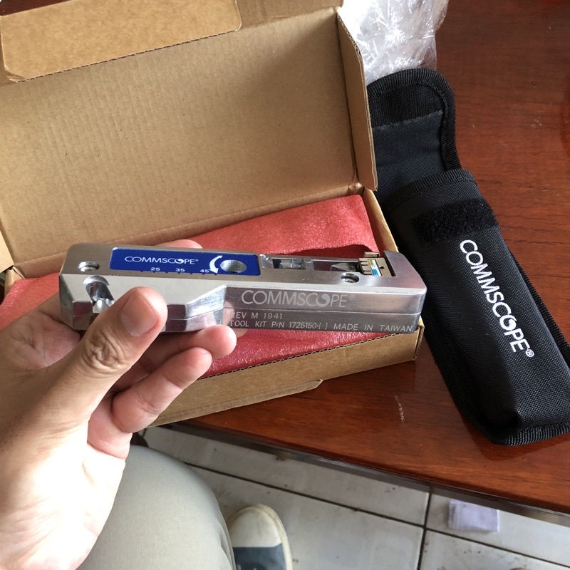 Dụng cụ Tool nhấn mạng Modular Jack Tool Kit hãng AMP Commscope phiên ...