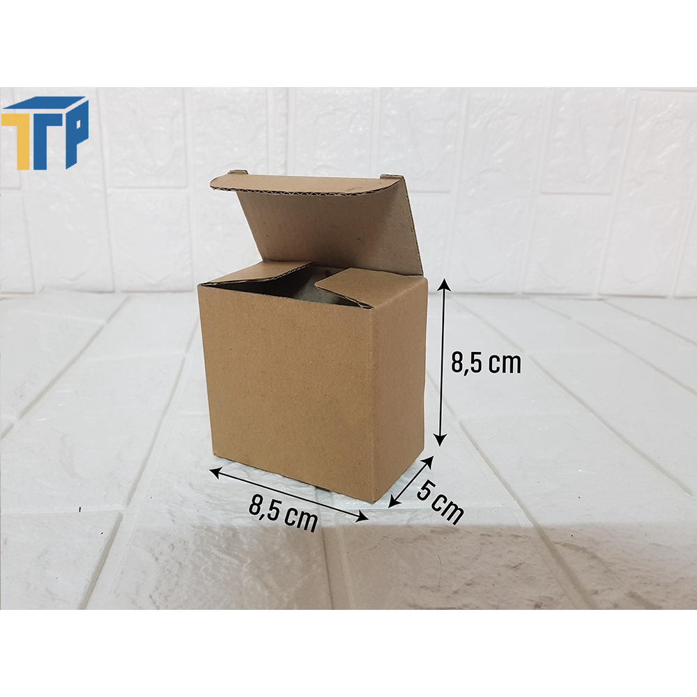 8.5x5x8.5 Hộp carton đóng hàng, thùng bìa carton COD đóng hàng | Shopee ...