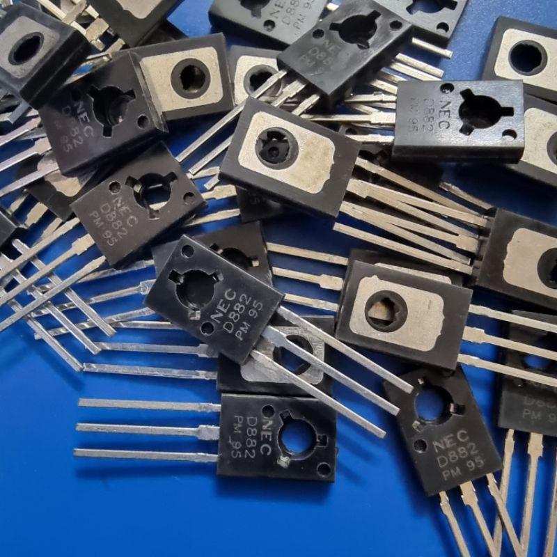 transistor D882 TO-126 30V 3A NPN ( mới và tháo máy) | Shopee Việt Nam