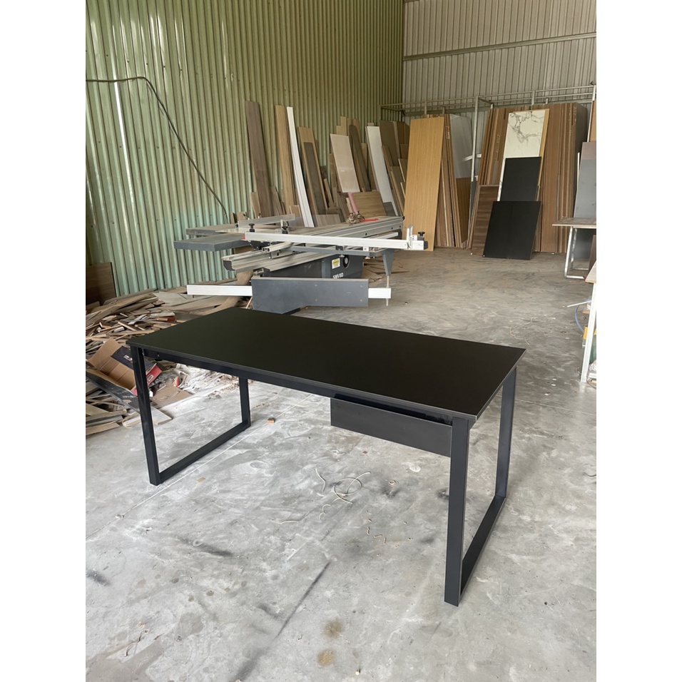 bàn full đen có 1 hộc âm dài 1m6 | Shopee Việt Nam