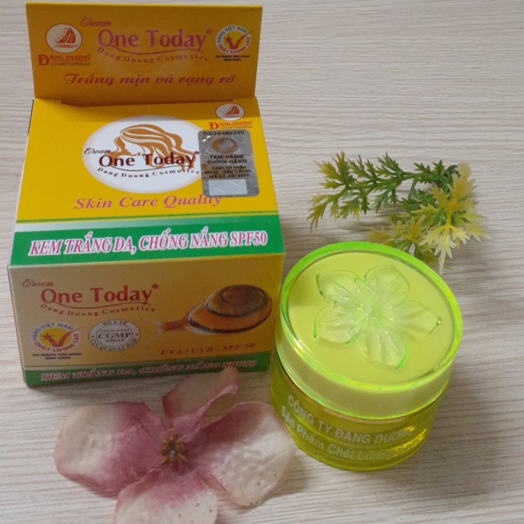 Onetoday: Kem trắng da, chống nắng SPF50 one today 9g | Shopee Việt Nam
