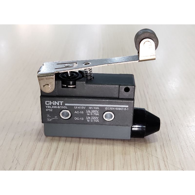 Công tắc hành trình YBLXW-6/11 Chint | Shopee Việt Nam