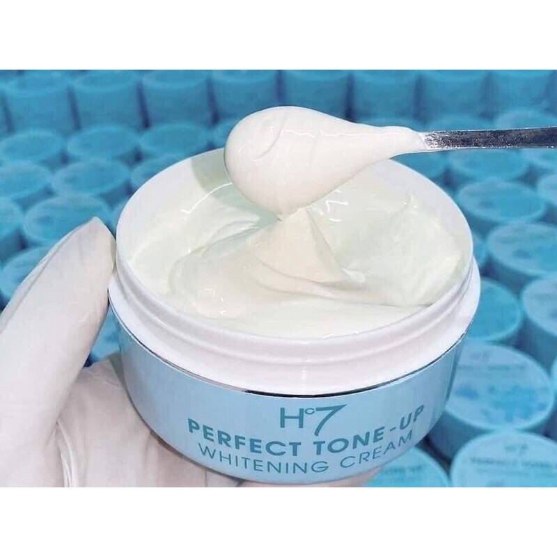 KEM BODY CÁ HỒI HC7 ( có hạt vitamin kích trắng) | Shopee Việt Nam