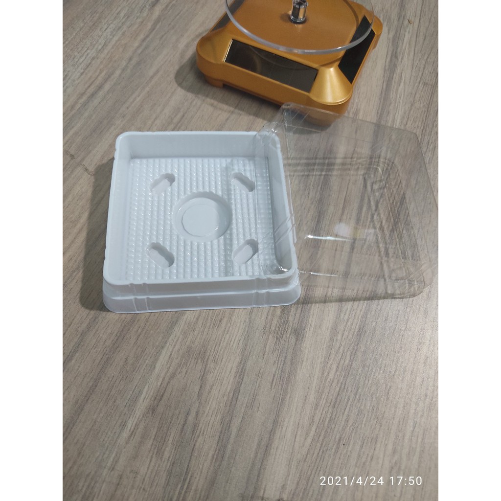 100 Hộp H36 - vuông Đế Trắng - Nắp Trong Suốt 8 cm x 3cm | Shopee Việt Nam