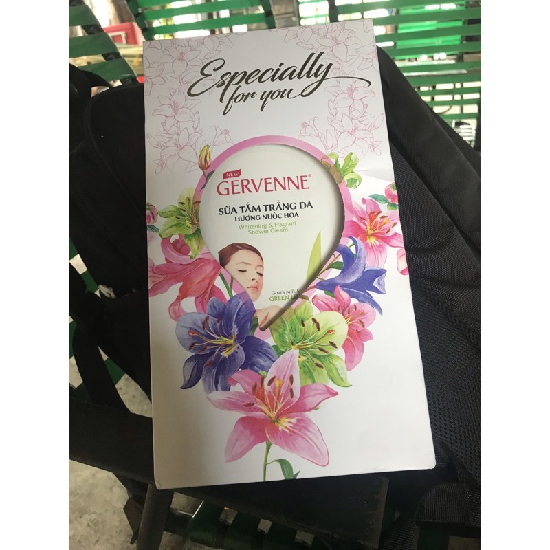 Hộp Quà GERVENNE 900g | Shopee Việt Nam