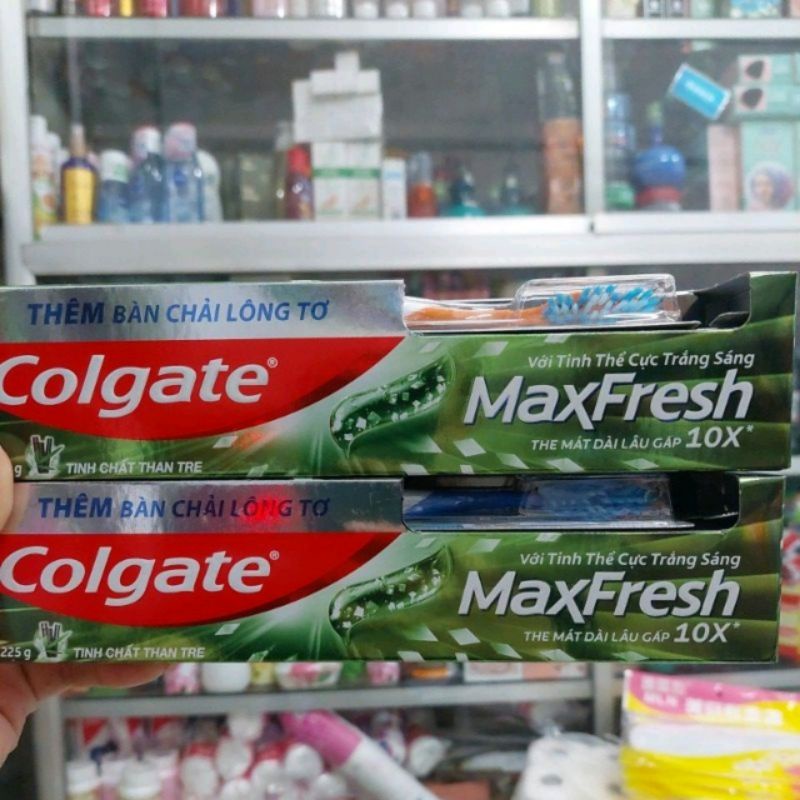 KEM ĐÁNH RĂNG COLGATE MAXFRESH 225G TẶNG BÀN CHẢI, THE MÁT VỚI TINH ...