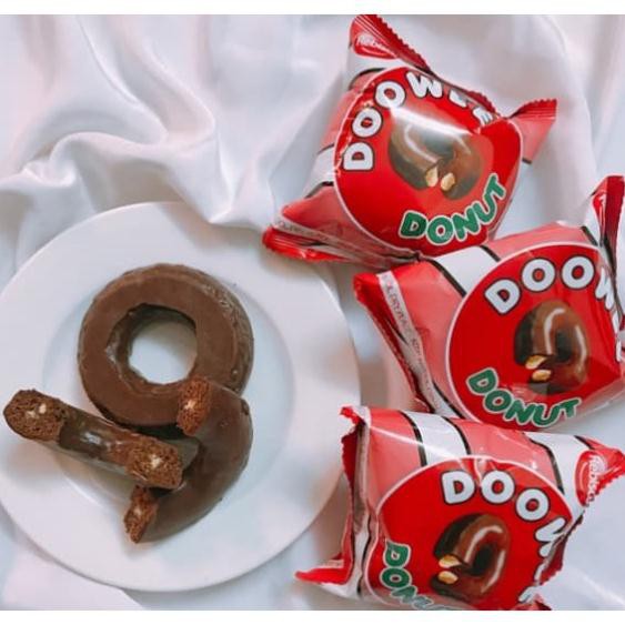 bánh donut socola ngon tuyệt đỉnh 5 cái | Shopee Việt Nam
