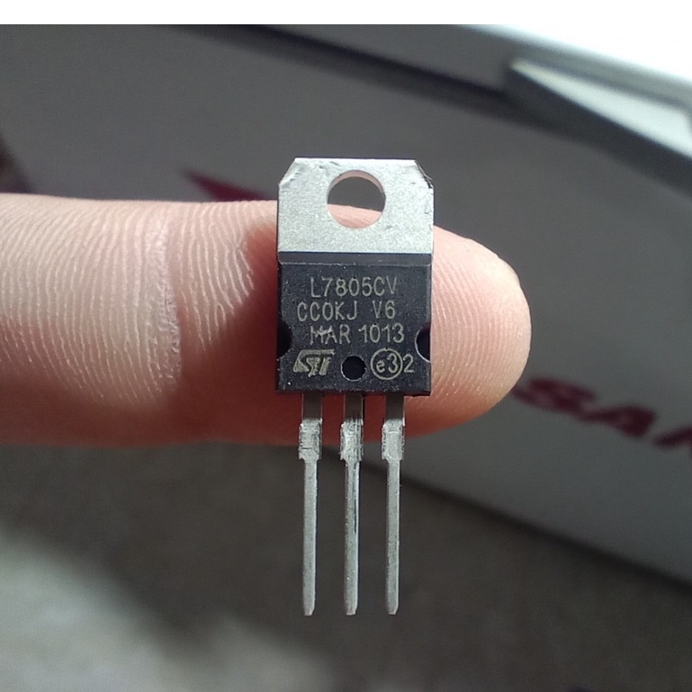 IC nguồn ổn áp LM7805, L7805, 7805, L7805CV 1.5A | Shopee Việt Nam