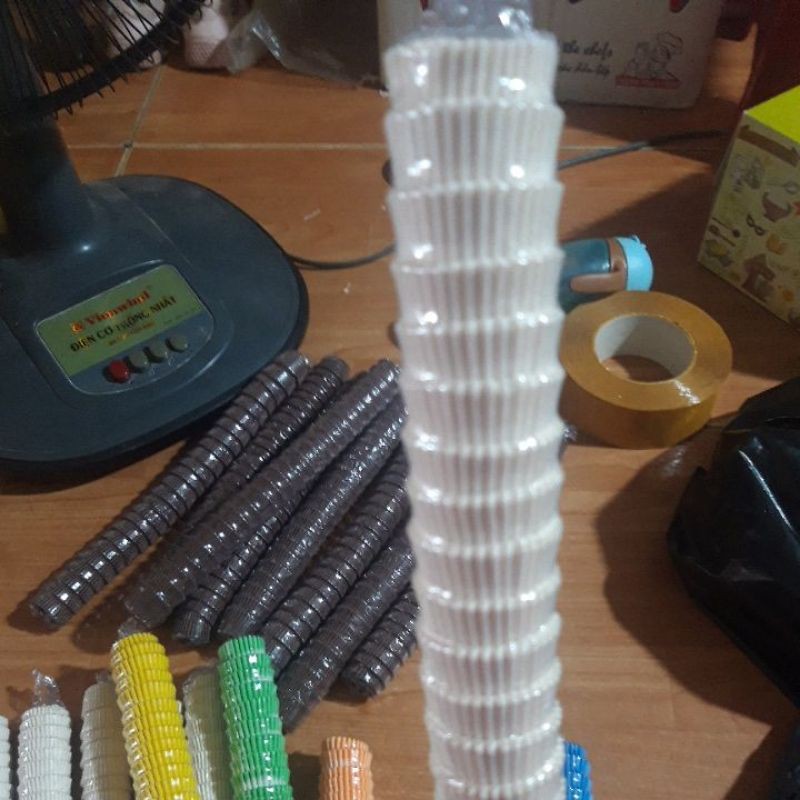 1 cây Cúp giấy nến mềm F6 cup nhỏ (đường kính đáy 2cm) dùng để lót ...