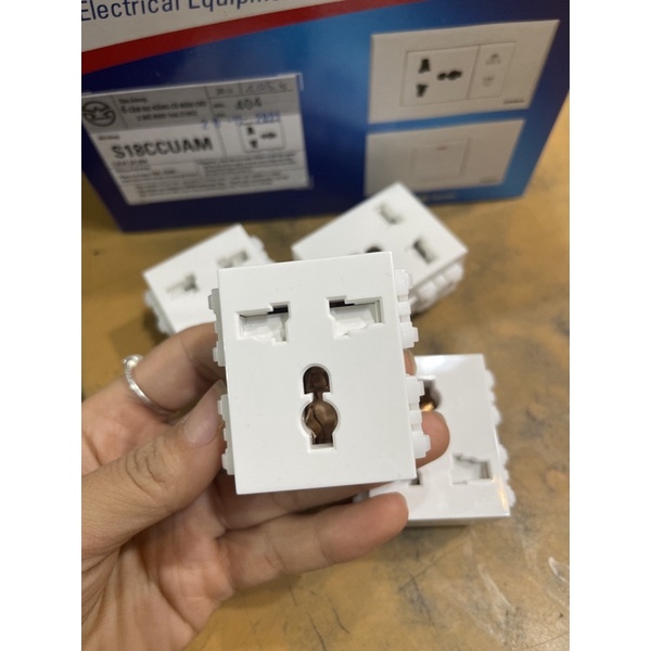 Ổ cắm đơn, đôi 2 chấu , 3 chấu dòng S18CC Sino(chỉ lắp mặt s18cc và ...