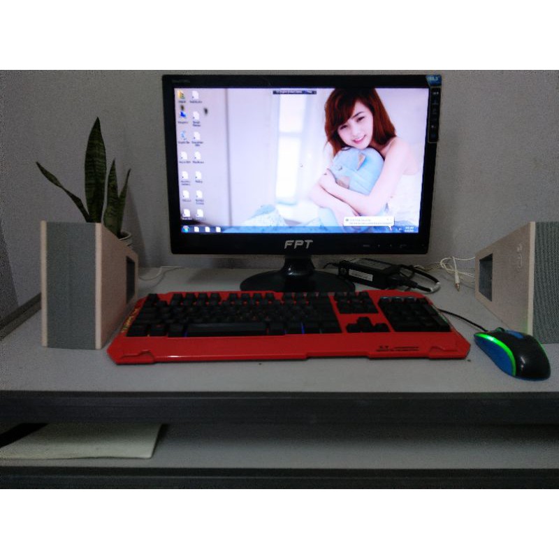 Bộ máy tính FPT CPU Xeon E5400 4 nhân thực+ màn hình+ phím chuột, dây ...