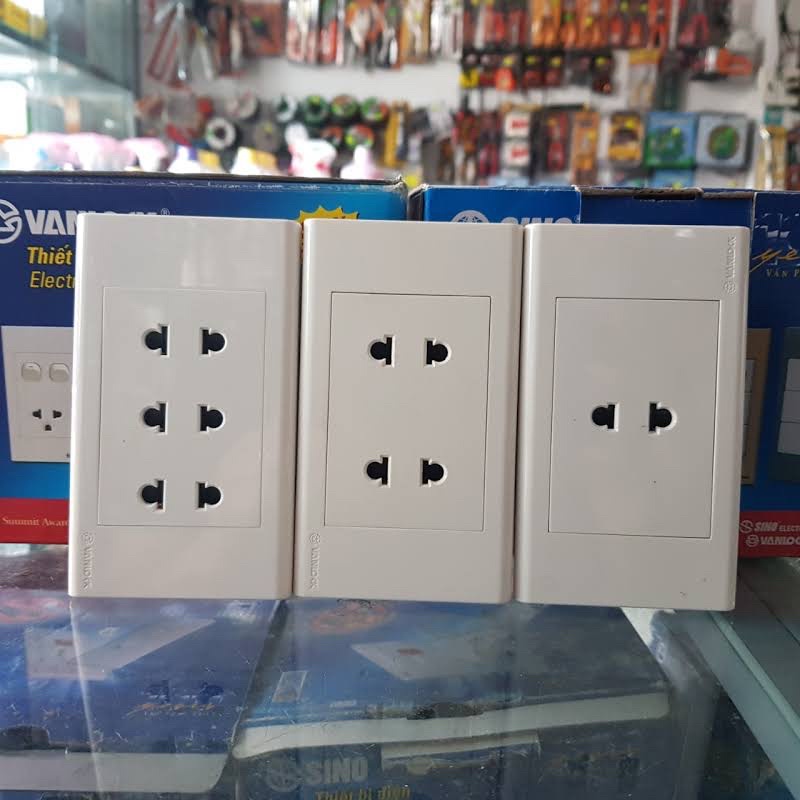 [SINO-VANLOCK]Mặt ổ cắm 2 chấu đơn, đôi, ba (S18U, S18U2, S18U3) 250V ...