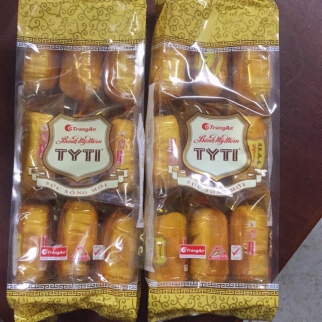 Bánh Mì Mềm TyTi Tràng An túi 18g x 9 Cái [Date Luôn Mới] | Shopee Việt Nam