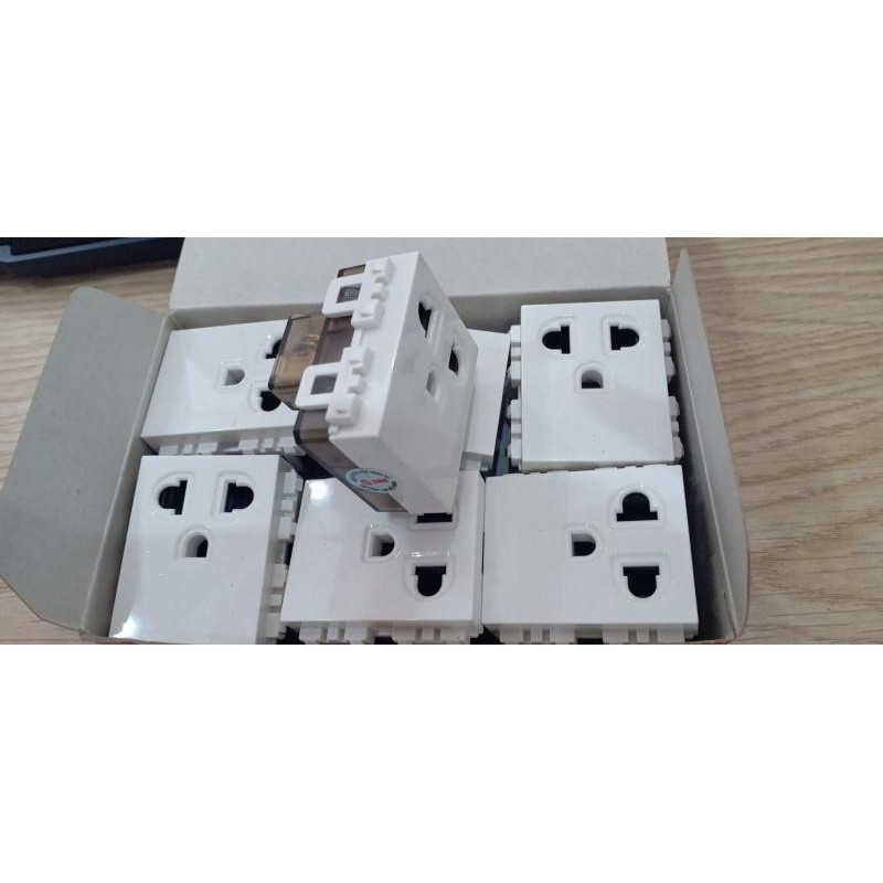 Ổ cắm đơn, đôi 2 chấu , 3 chấu dòng S18CC Sino(chỉ lắp mặt s18cc và ...
