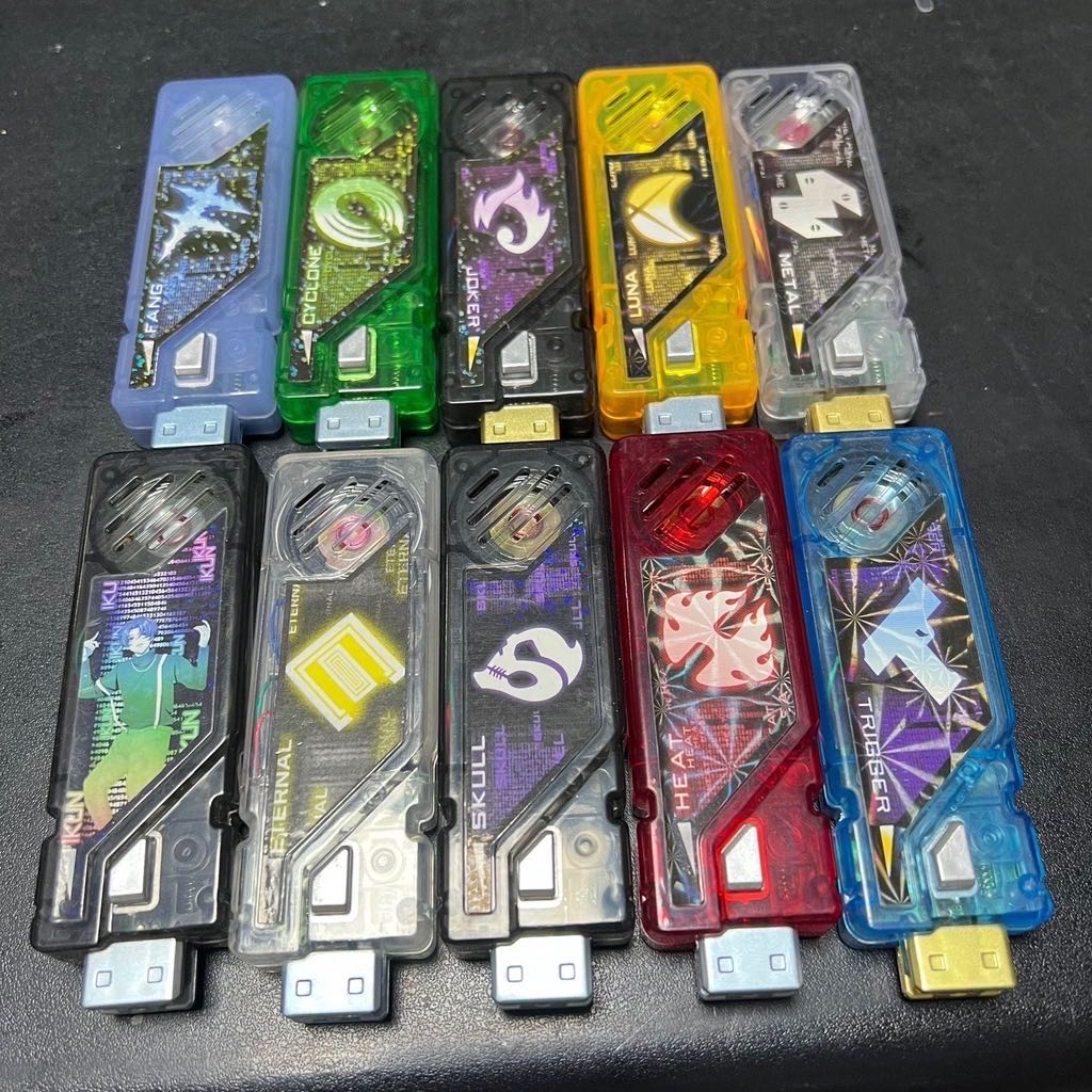 Dx Bộ Nhớ Kamen Rider W DX memory Bilateral Dual Riding Cyclone Joker ...