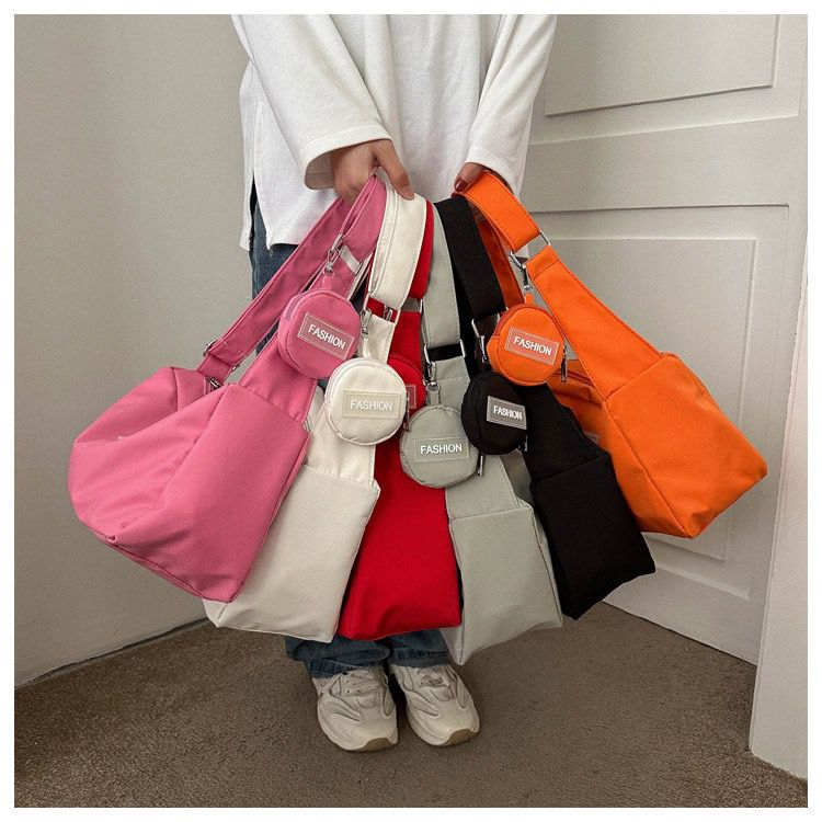 Vòng Cổ ohaya ohaya | Túi Đeo Vai Sức Chứa Lớn Siêu Nhẹ Màu Sắc Đơn Giản Cho Bé | Shopee Việt Nam