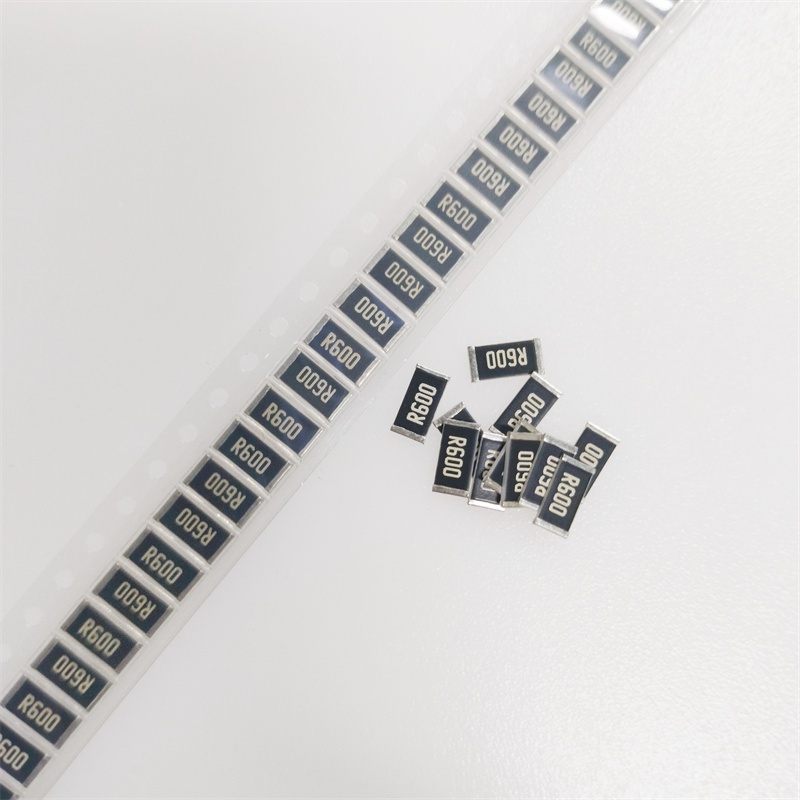 Bộ 50 chip Điện Tử 2512 smd 5% 1w 0.1 r 0.01 r 0.05 r 0.001 r 0.33 r 1r 0r 10r 100r 2w 0.001 0. ...