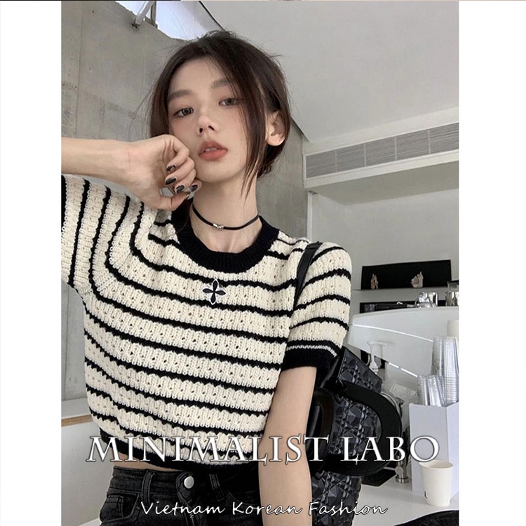 Minimalist Labo Áo croptop dệt kim tay ngắn họa tiết kẻ sọc thời trang ...