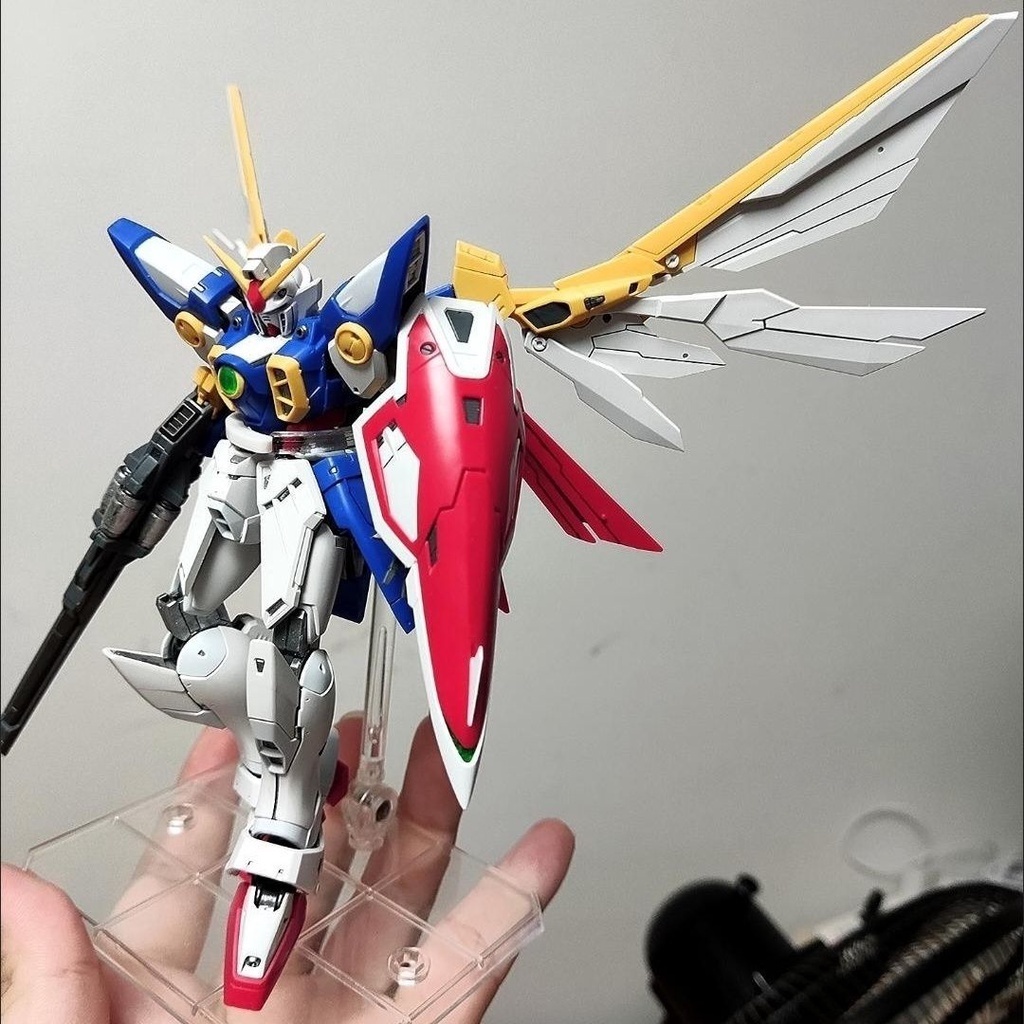 Mô hình lắp ráp Gundam HG1 / 144 Winged Warrior Free Strike Unicorn ...