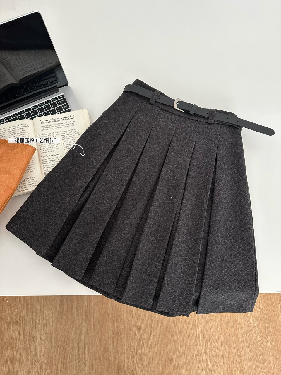 96572 Preppy Style Màu trơn Tính khí Váy mỏng hơn | Shopee Việt Nam